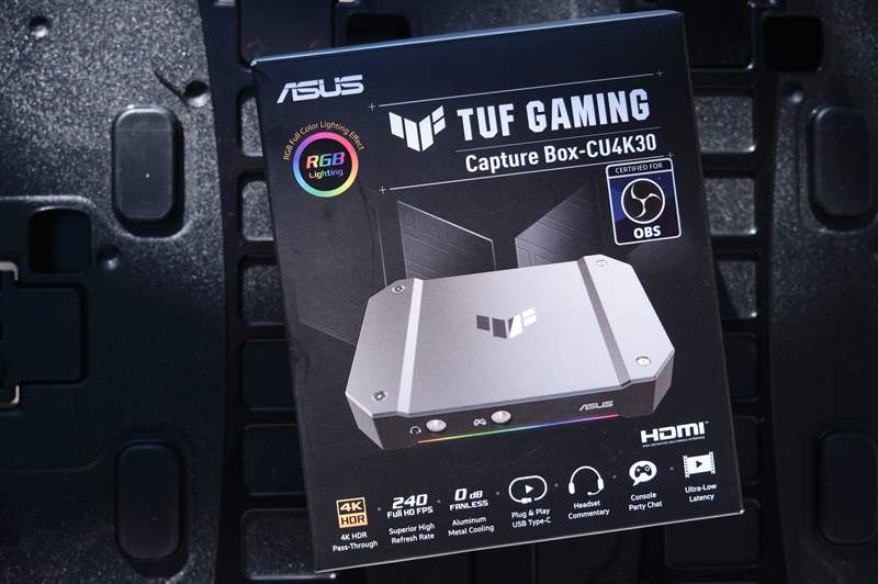 Prezentare ASUS TUF CU4K30 - Placa de captura cu RGB si interfata audio ...